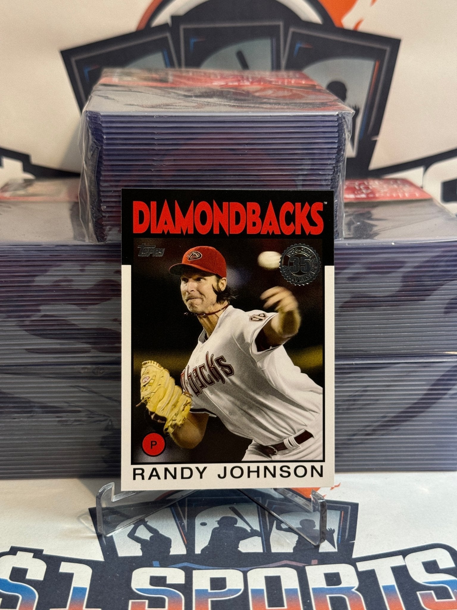 2021 Topps (1986 Redux) Randy Johnson #86B-54 – $1 Sports Cards