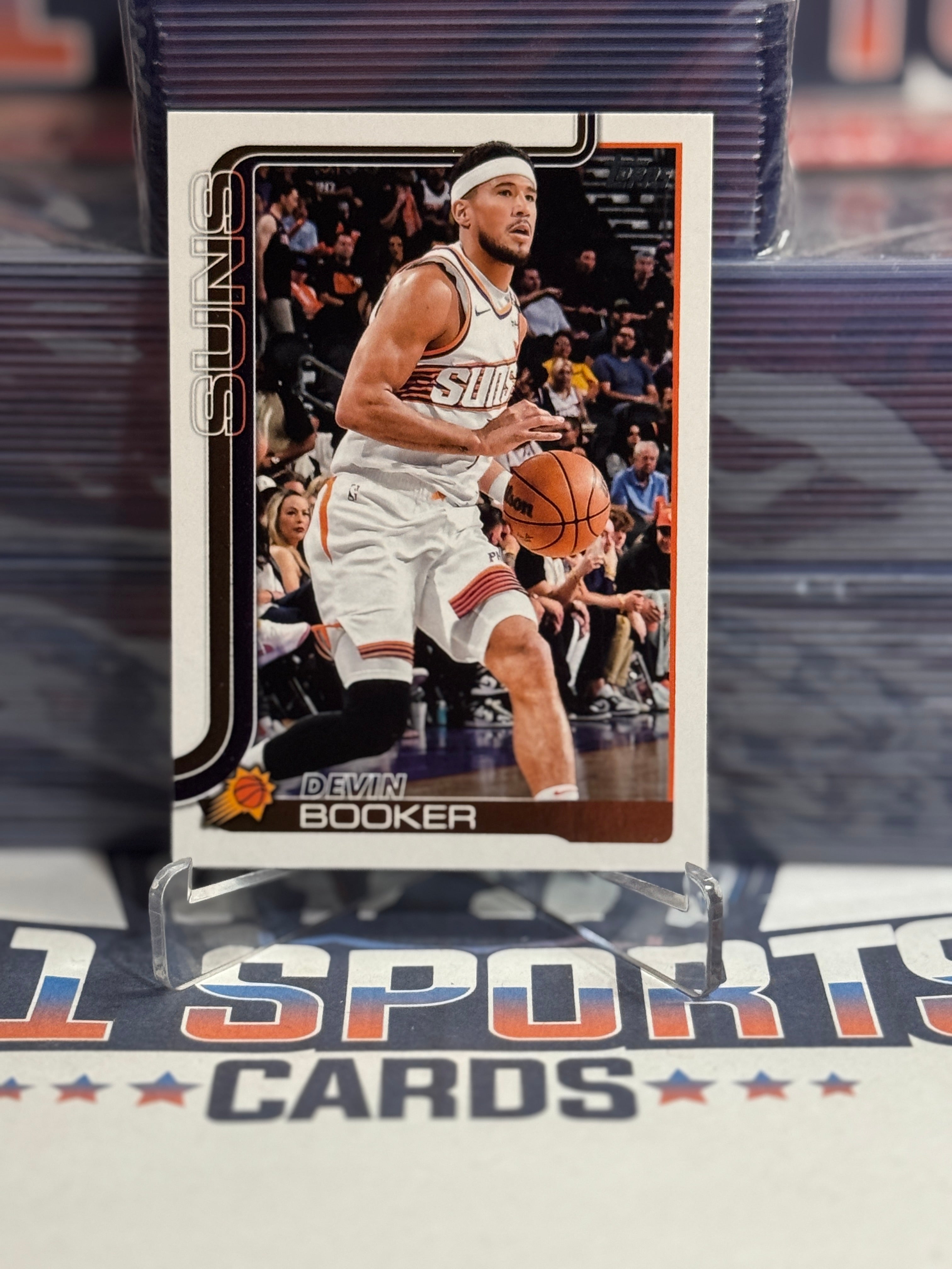 2025 Topps Devin Booker #156 – $1 Sports Cards