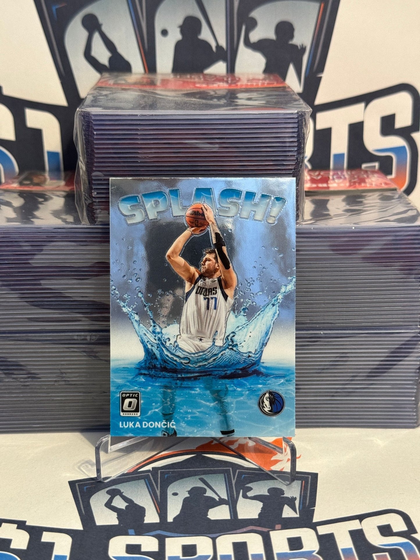 2022 Donruss Optic (Splash!) Luka Doncic #11 – $1 Sports Cards