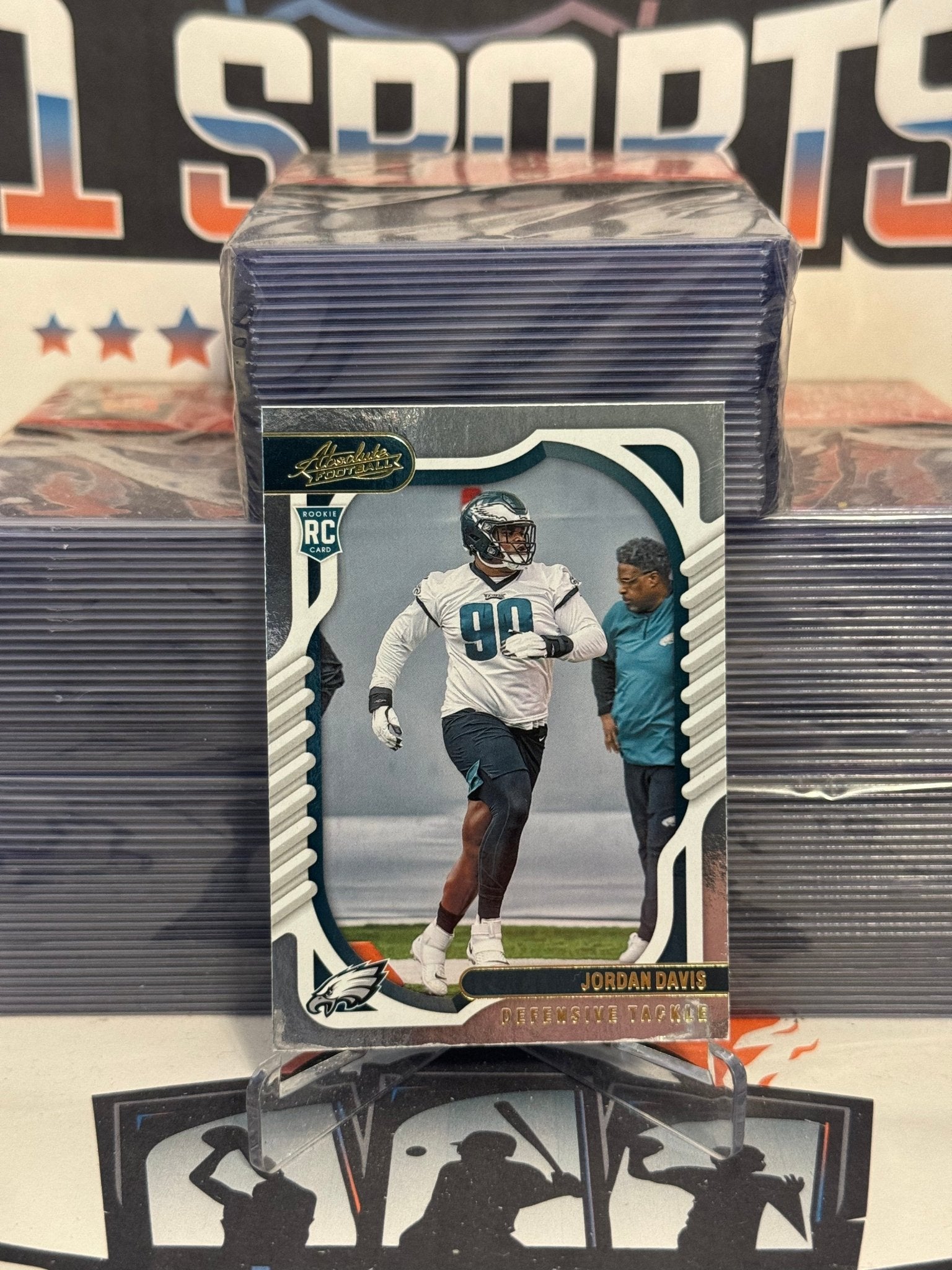 2022 Panini Absolute (Yellow) Jordan Davis Rookie #172 – $1 Sports Cards